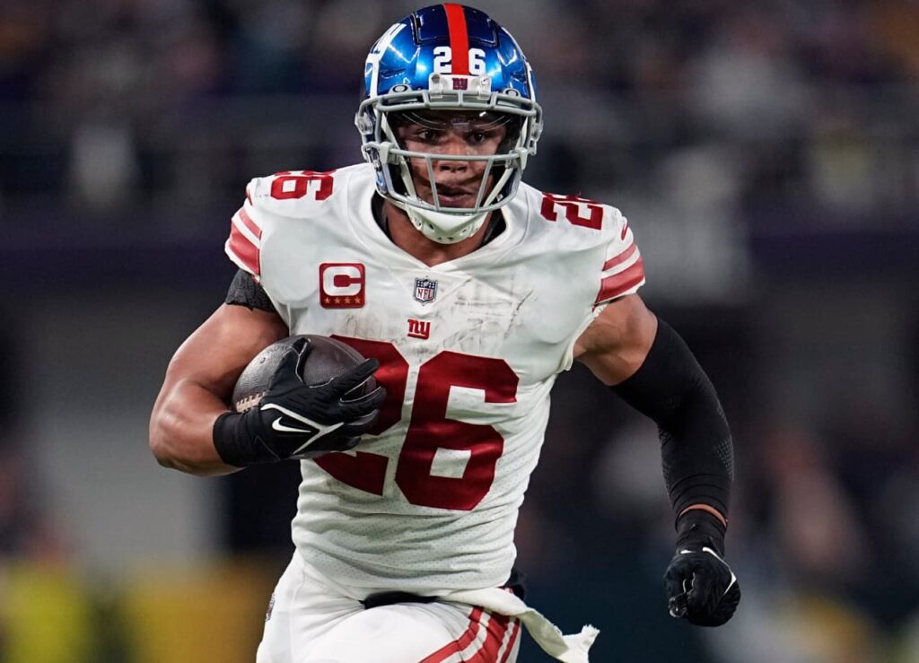 How Do NFL Players Get Paid? A Simple Guide on NFL Salaries